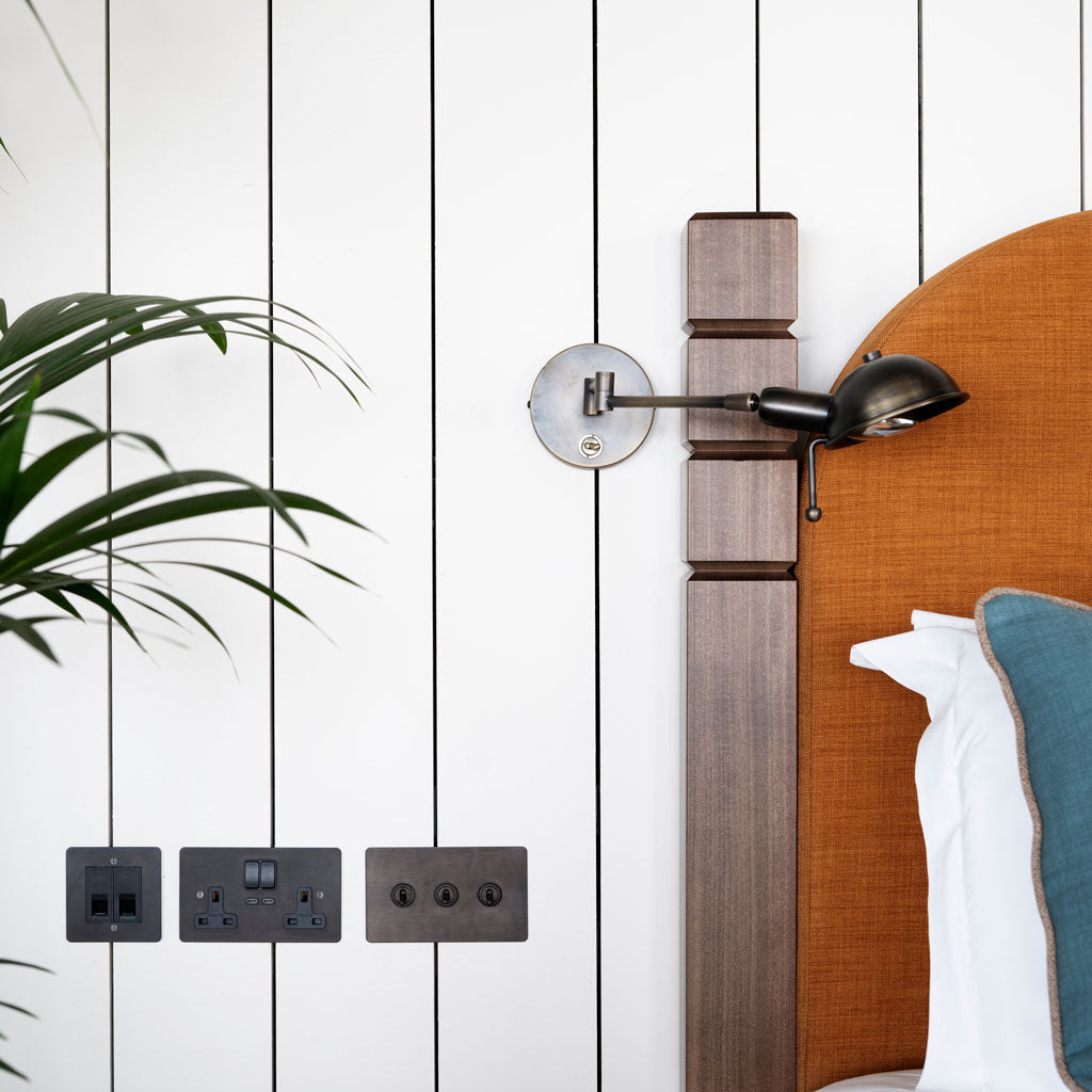 3G Toggle Intermediate Switch Bronze